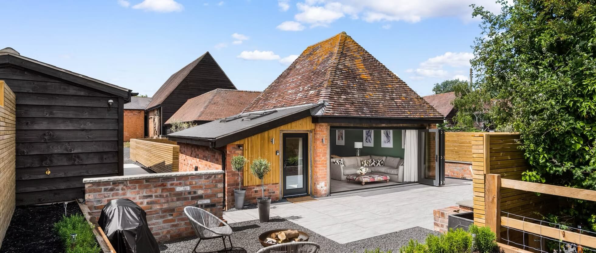 Moat Farm Barns - Visit Evesham